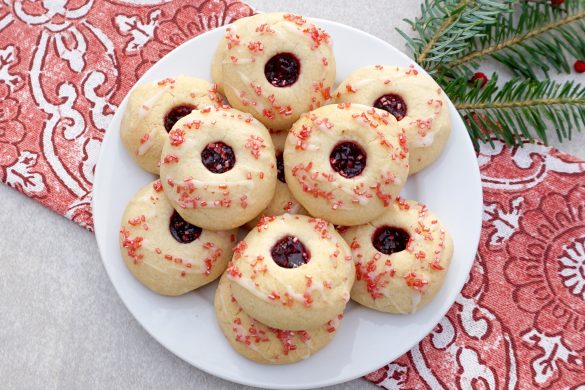 Easy Raspberry Turnovers with Puff Pastry Recipe