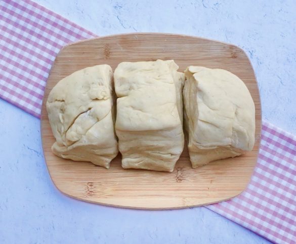 Nisu Bread (Finnish Pulla) Cardamom Sweet Bread