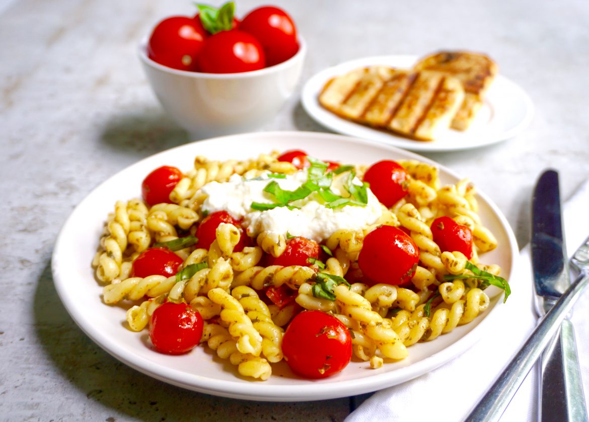 Caprese Fusilli with Burrata is made from ripe tomatoes, basil and burrata.