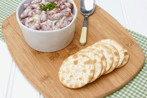 Chicken Milano is a creamy, flavorful, quick fix pasta dinner